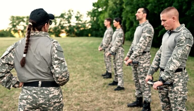 5 Reasons Why Military Recruitment is Struggling in the US in 2025 - NSIN